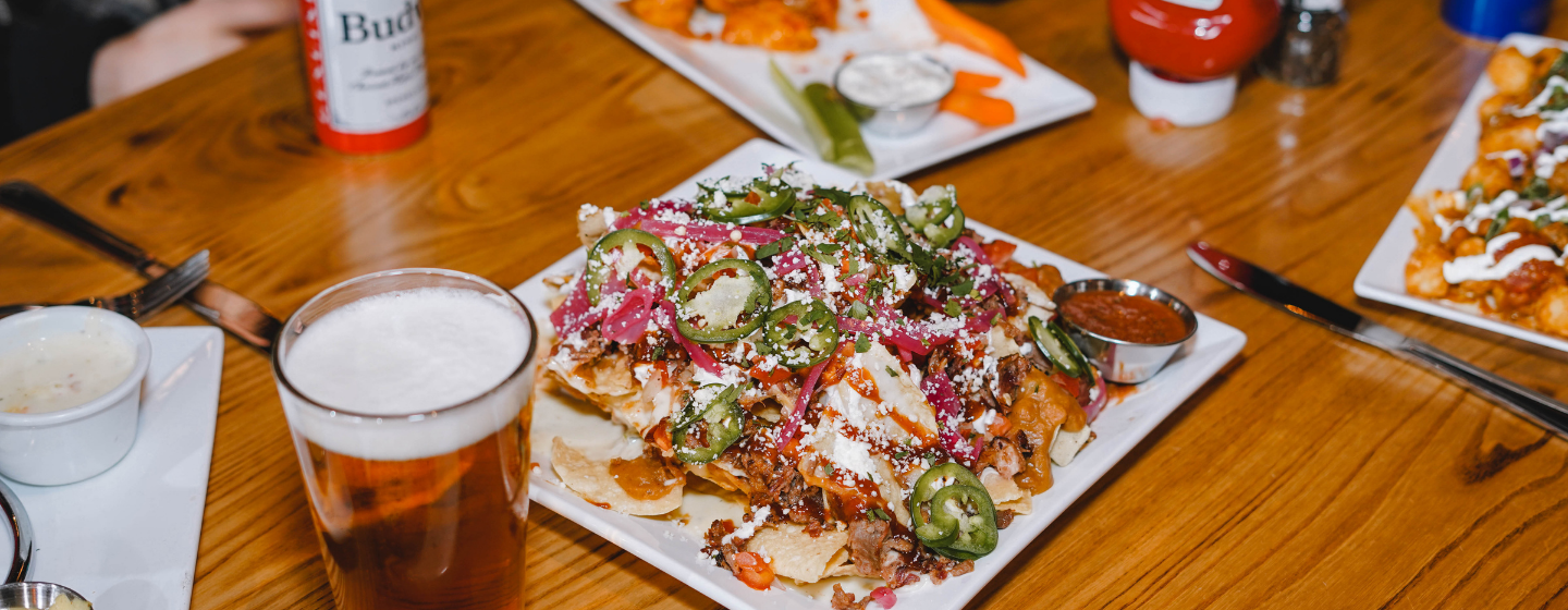 Enjoy delicious food & drink options near Busch Stadium at Ballpark ...